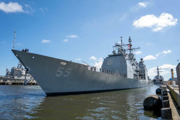 US Navy's Tico cruiser USS Leyte Gulf underway for deployment - Naval Today