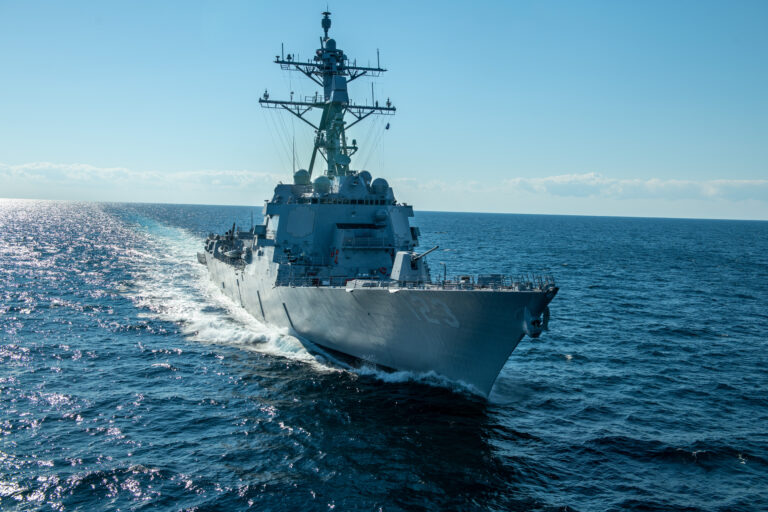 US Navy commissions new Arleigh Burke-class destroyer USS Lenah ... US Navy commissions new Arleigh Burke-class destroyer USS Lenah ...