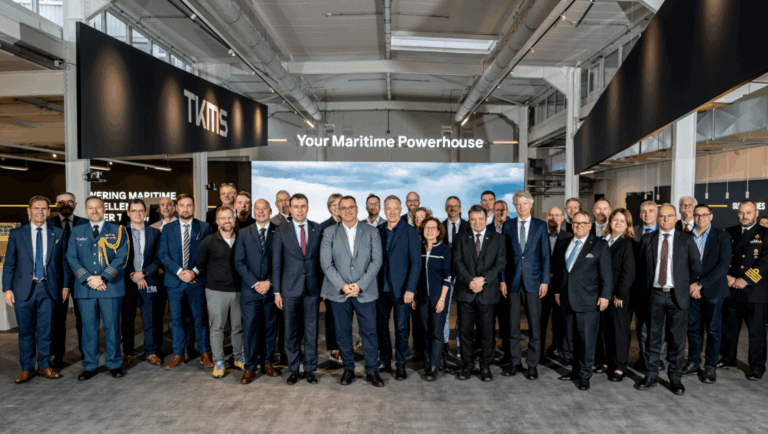 TKMS teams up with Canadian manufacturer on Type 212CD submarine ...